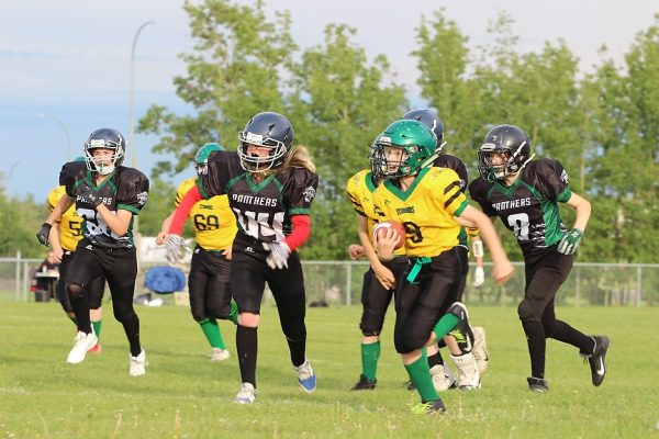 Peewee football registration kicks off across the region - Town ...